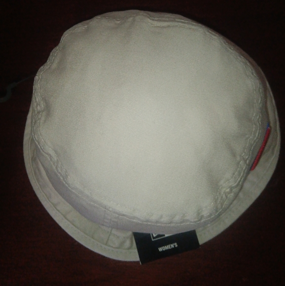 New Era | Accessories | New Era Bucket Hat Women | Poshmark
